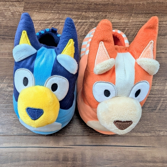 Bluey | Shoes | Bluey Bingo Slippers | Poshmark